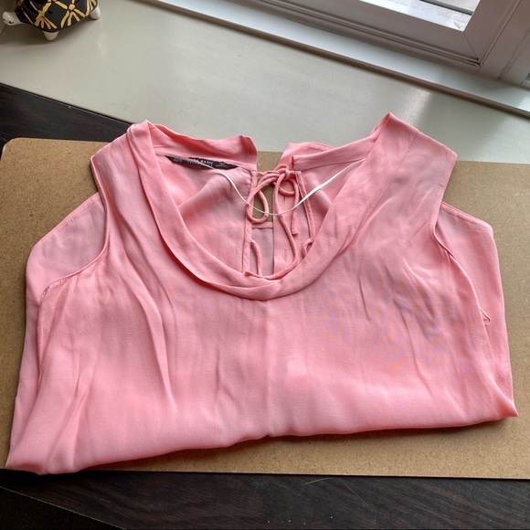 Zara | Tops | Zara Sleeveless Cami | Poshmark